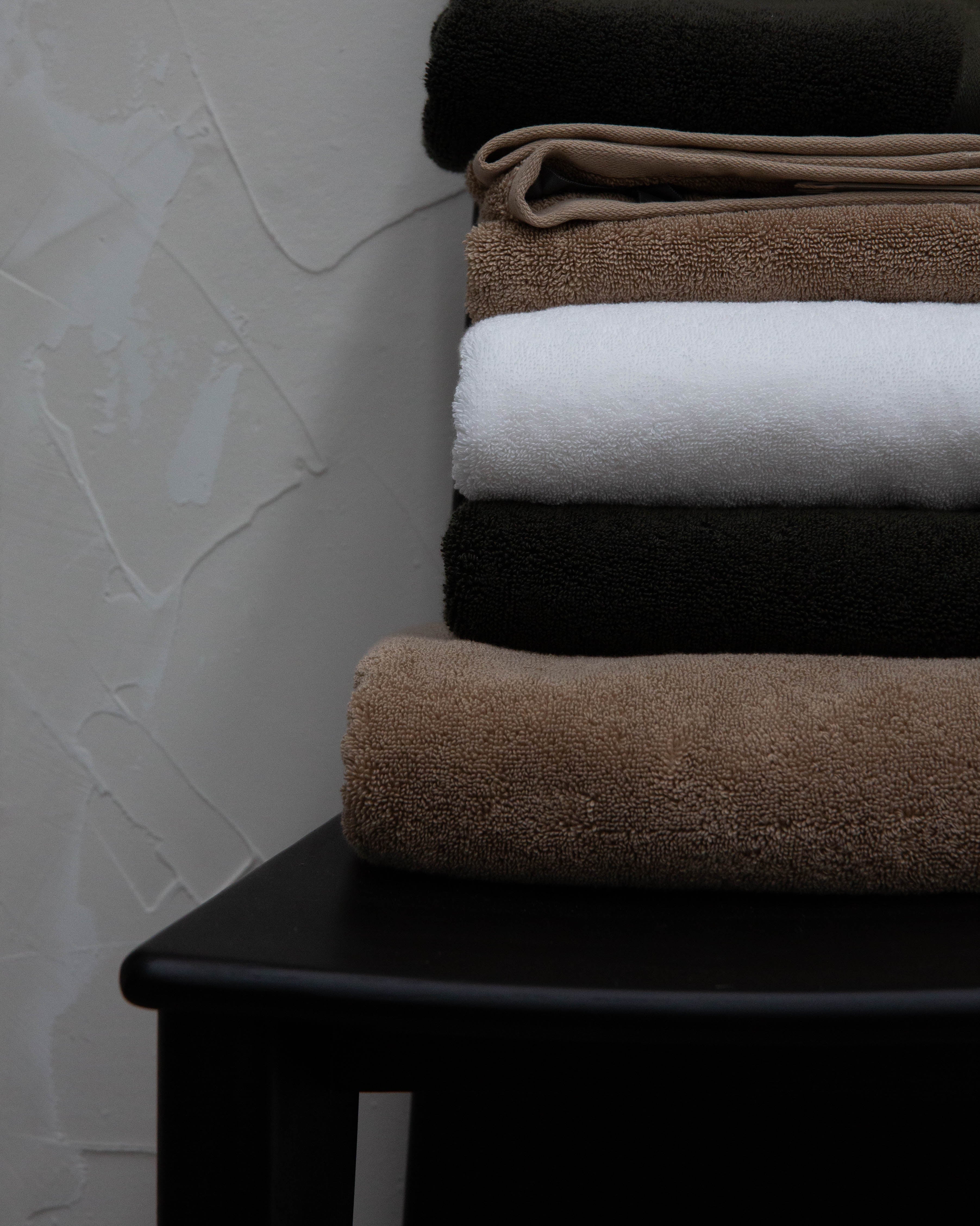 Y LI Considered Luxury For Your Bathing Rituals Y LI Considered Luxury For Your Bathing Rituals